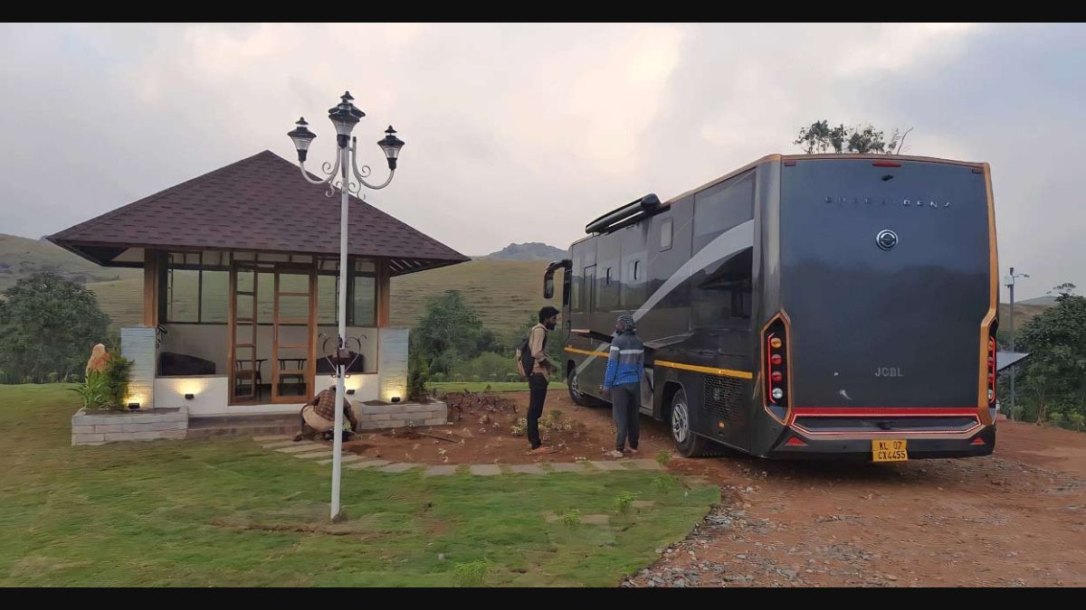 GET A HOUSE ON WHEELS | Kerala Tour Packages
